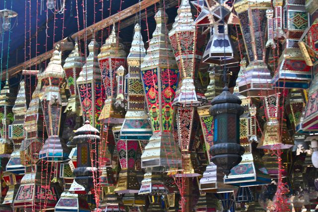 Ramadan Fanoos The Brief History Of A Thousand Year Old Tradition 