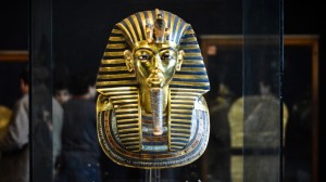 King Tut Mask to Return to Egyptian Museum Next Week Following ...