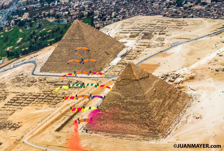 Skydiver Captures Breathtaking Video of Egypt’s Pyramids | Egyptian Streets