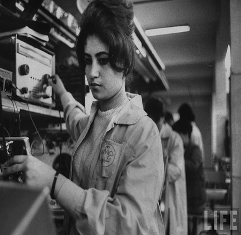 Egyptian Women in the Workforce: Then and Now | Egyptian Streets