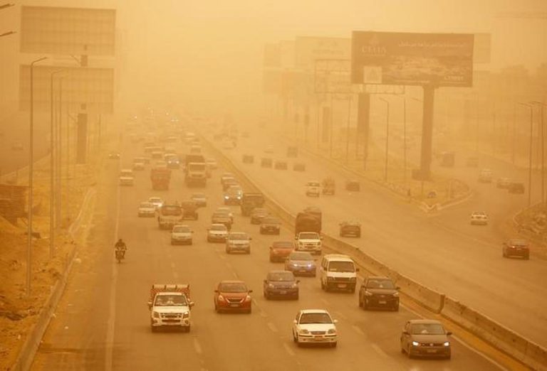 In Photos: Massive Sandstorm Turns Cairo Orange | Egyptian Streets