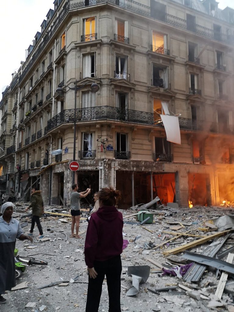 Massive Explosion Hits Paris | Egyptian Streets