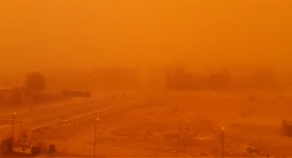In Photos: Massive Sandstorm Turns Cairo Orange | Egyptian Streets