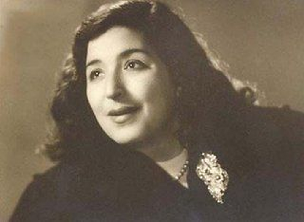 The Story of Aziza Amir: First Female Filmmaker and Actress in Egypt ...