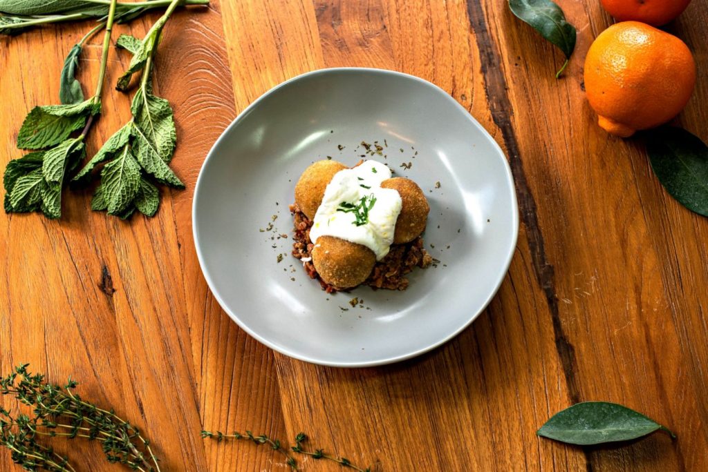 Qanoon: Manhattan’s New Massively Popular Palestinian Restaurant ...