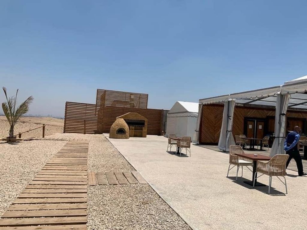 In Photos: A Look At the First Restaurant Near Giza Pyramids | Egyptian ...