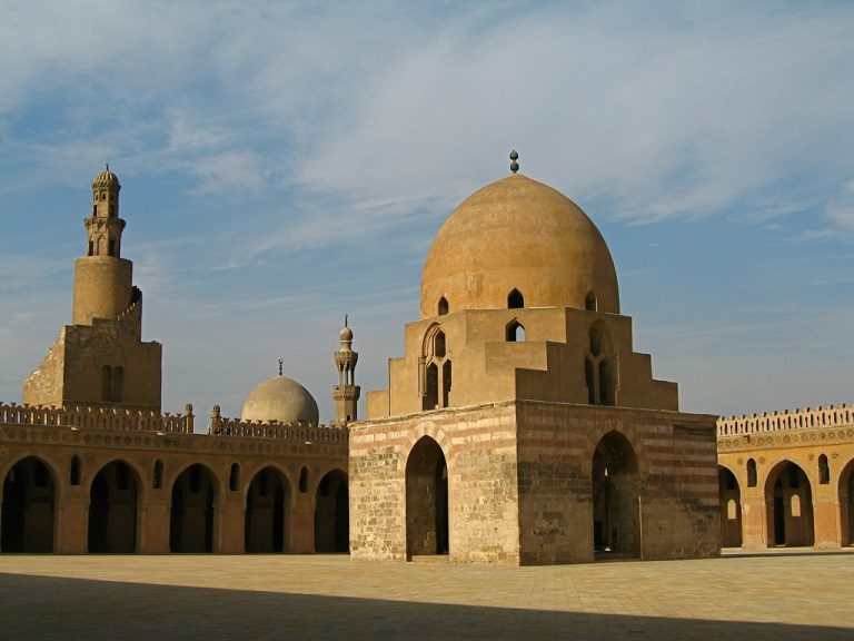 Exploring Cairo’s Most Beautiful Mosques | Egyptian Streets