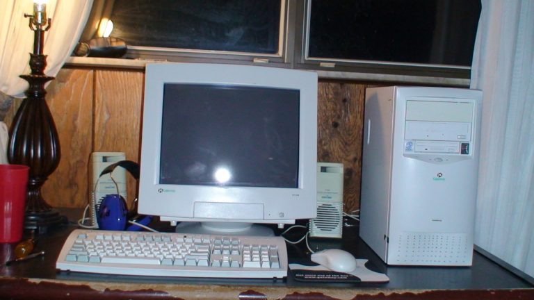 MSN Messenger: A Nostalgic Look Back at a Staple of the 2000s ...
