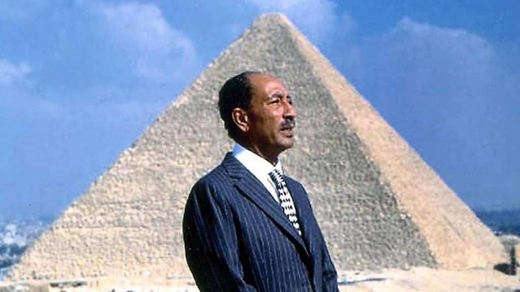 Beyond a Filtered Image: ‘Crop’ Looks at the Power of Image in Egypt’s ...