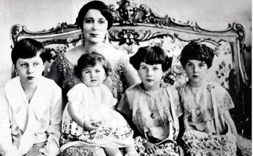 The Tragic Life of Egypt’s Queen Nazli | Egyptian Streets