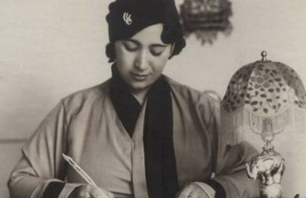 Stanzas of Defiance: The Powerful Poetry of Egyptian Women | Egyptian ...