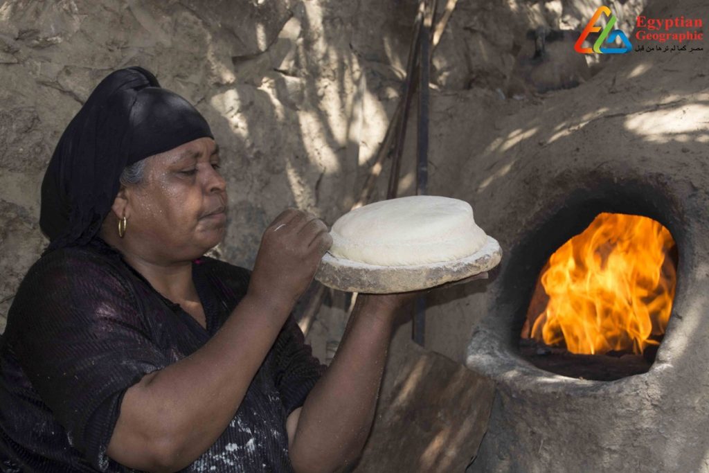‘Aish: An Assortment of Bread Types from Egypt | Egyptian Streets