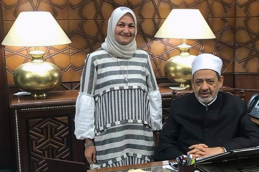 Al-Azhar Grand Imam Appoints Female Advisor for the First Time in Egypt ...