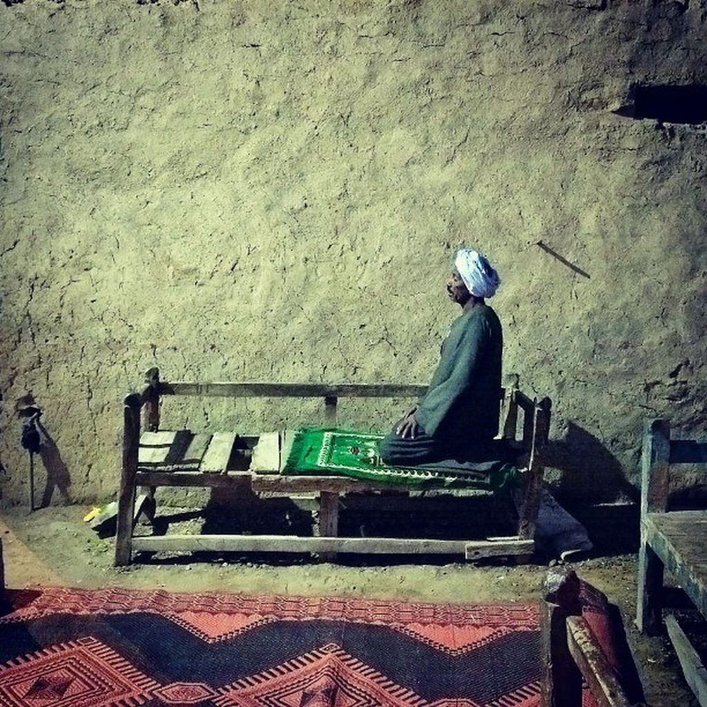 In Photos: The Many Different Ways Muslims Pray in Egypt | Egyptian Streets