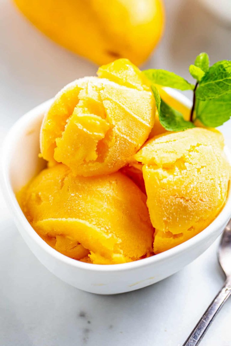 4 Ways to Have Egyptian Mangoes This Summer | Egyptian Streets