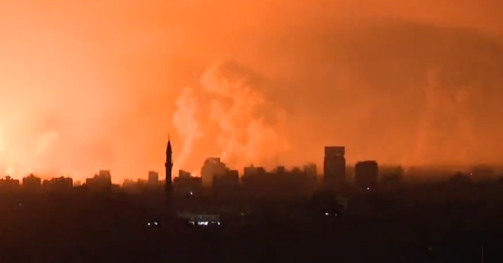 Gaza Under Attack in Unprecedented Bombing, Israel Expands Ground ...