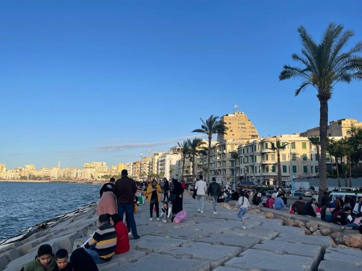 Alexandrians Reminisce Over Their Long-Lost Corniche | Egyptian Streets