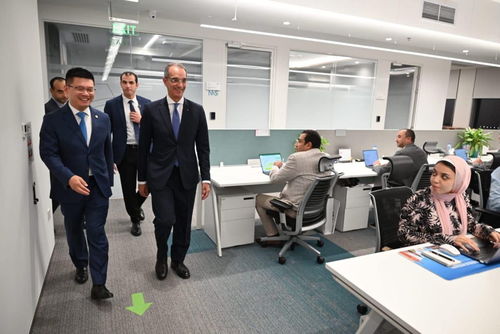 Egypt Inaugurates Huawei’s New Office in Cairo | Egyptian Streets