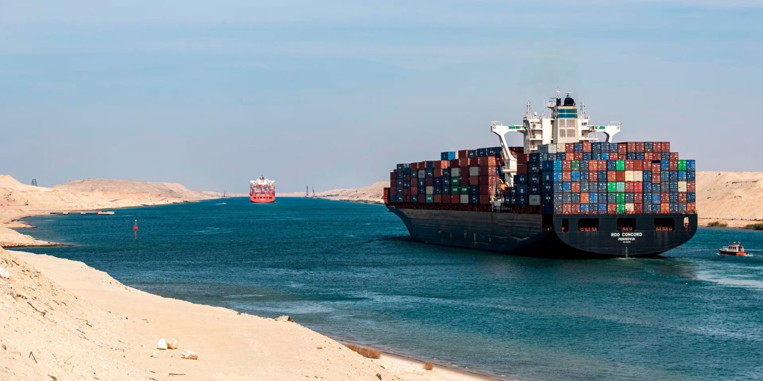 Suez Canal Records Revenue Gains as Global Shipping Gradually Recovers ...